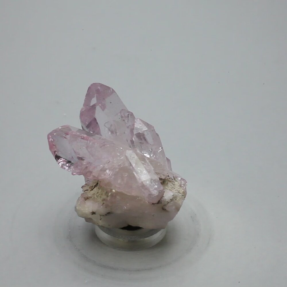 Ultra Aura Quartz