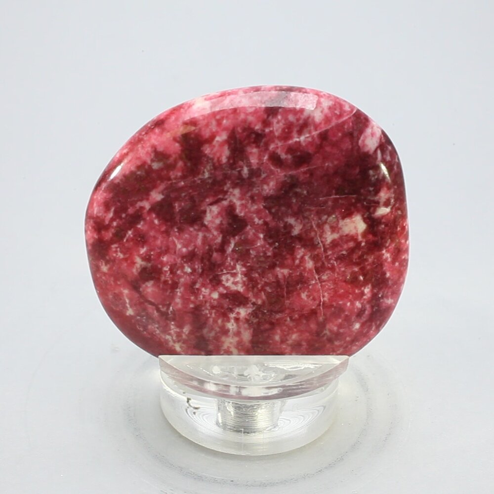 Thulite