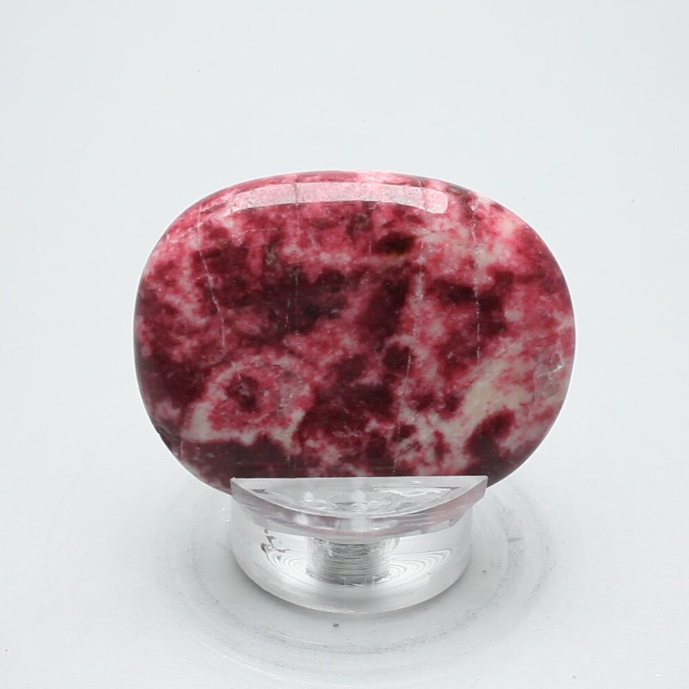 Thulite