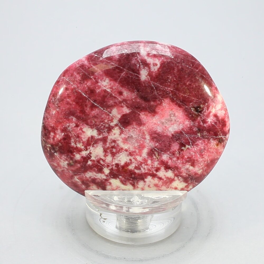 Thulite