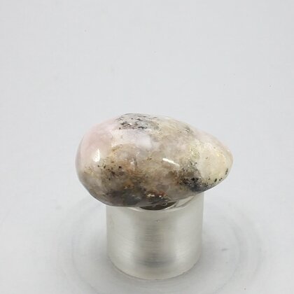 Tugtupite